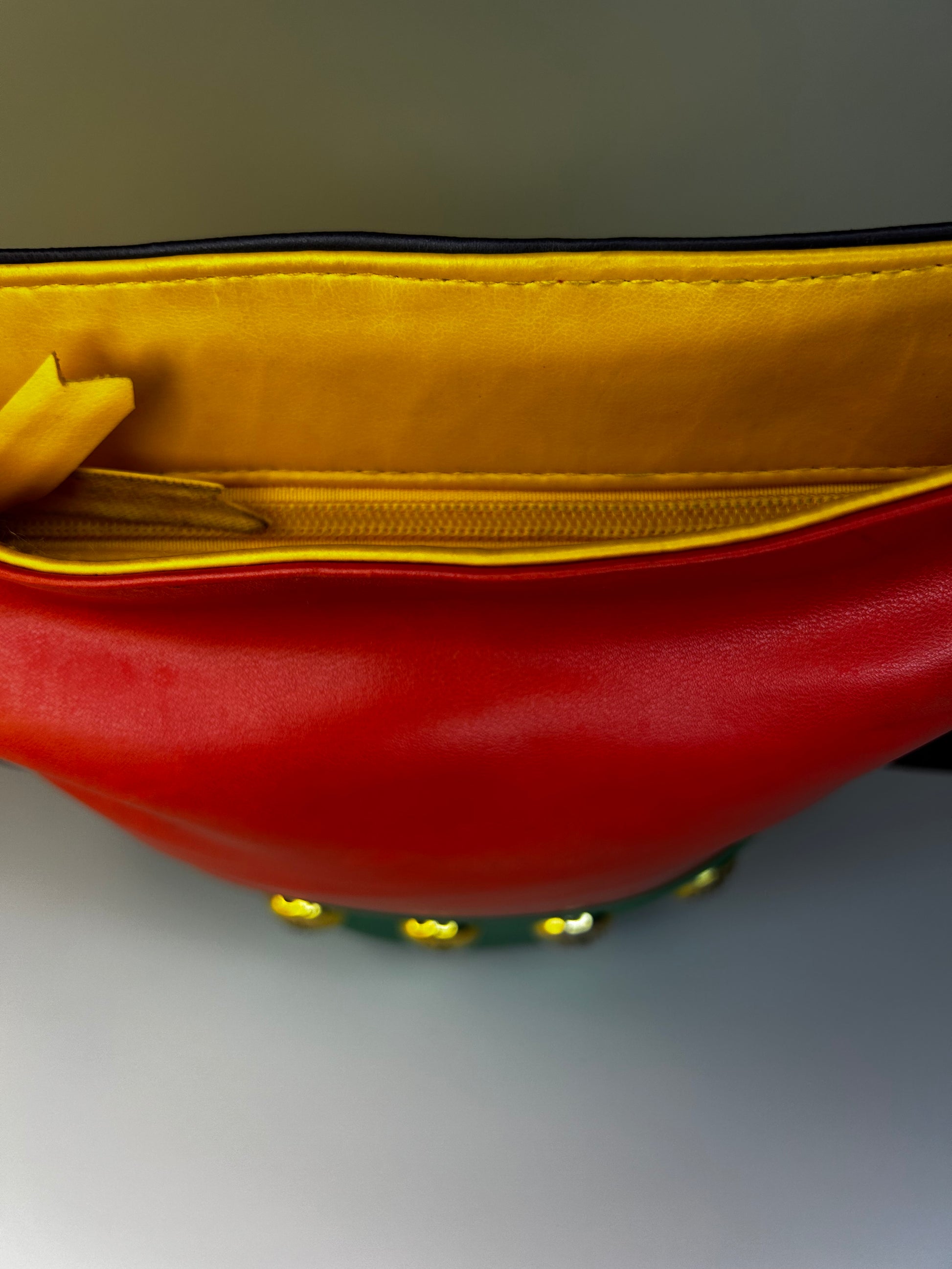 Vintage Colorblock Bucket Bag with Gold Studs – Thrift D Vintage Clothing